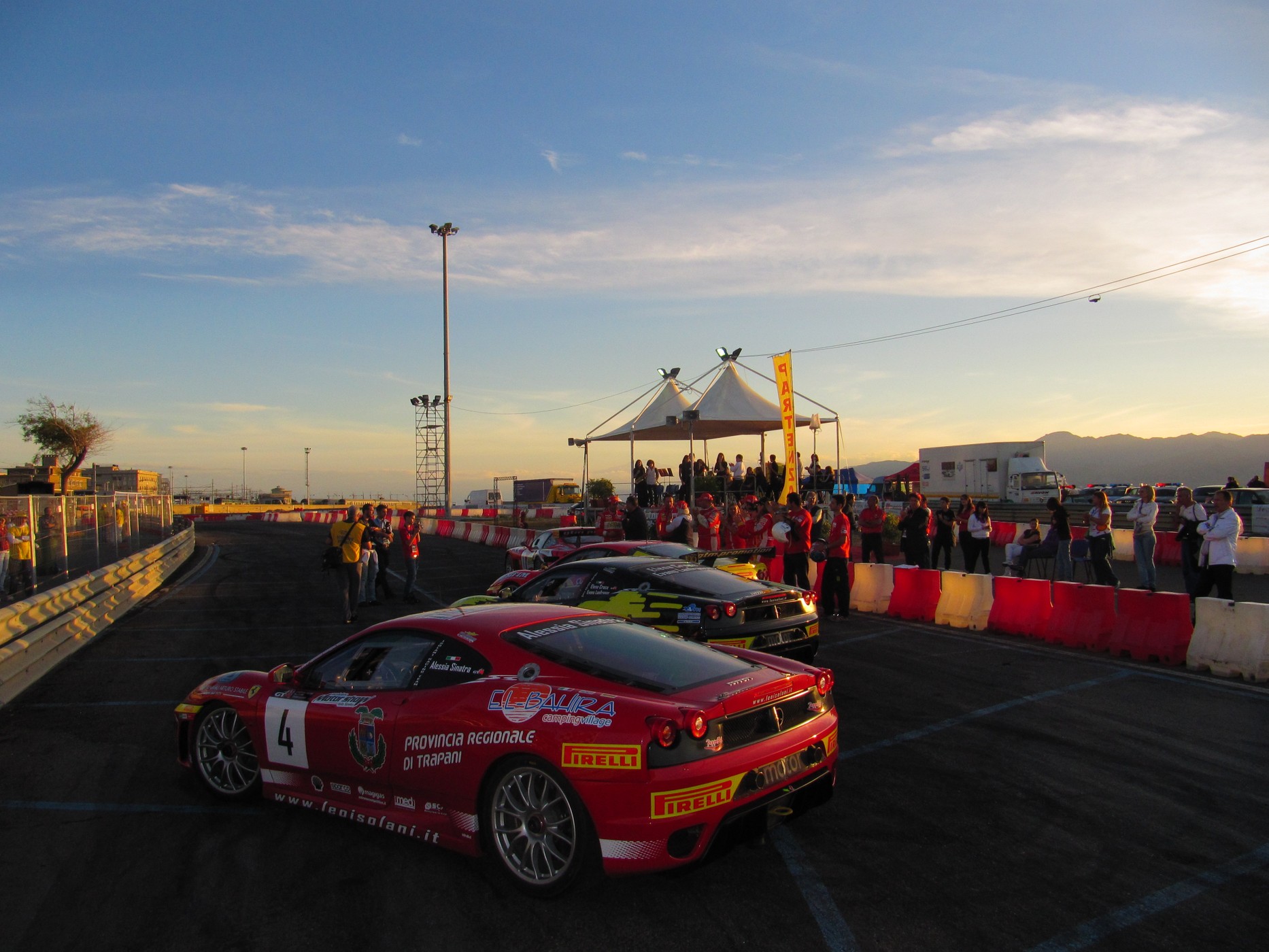 Alessia Sinatra - Ferrari F430 Challenge