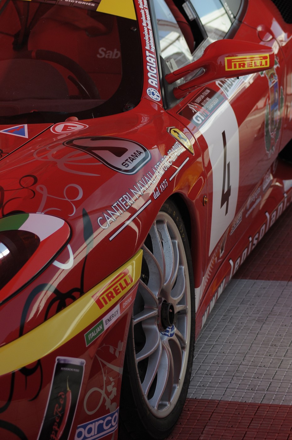 Alessia Sinatra - Ferrari F430 Challenge