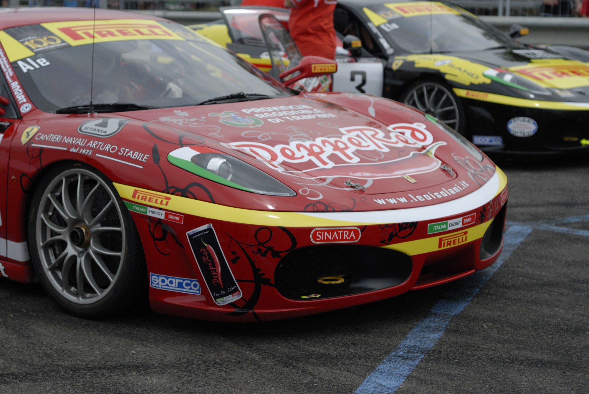 Alessia Sinatra - Ferrari F430 Challenge