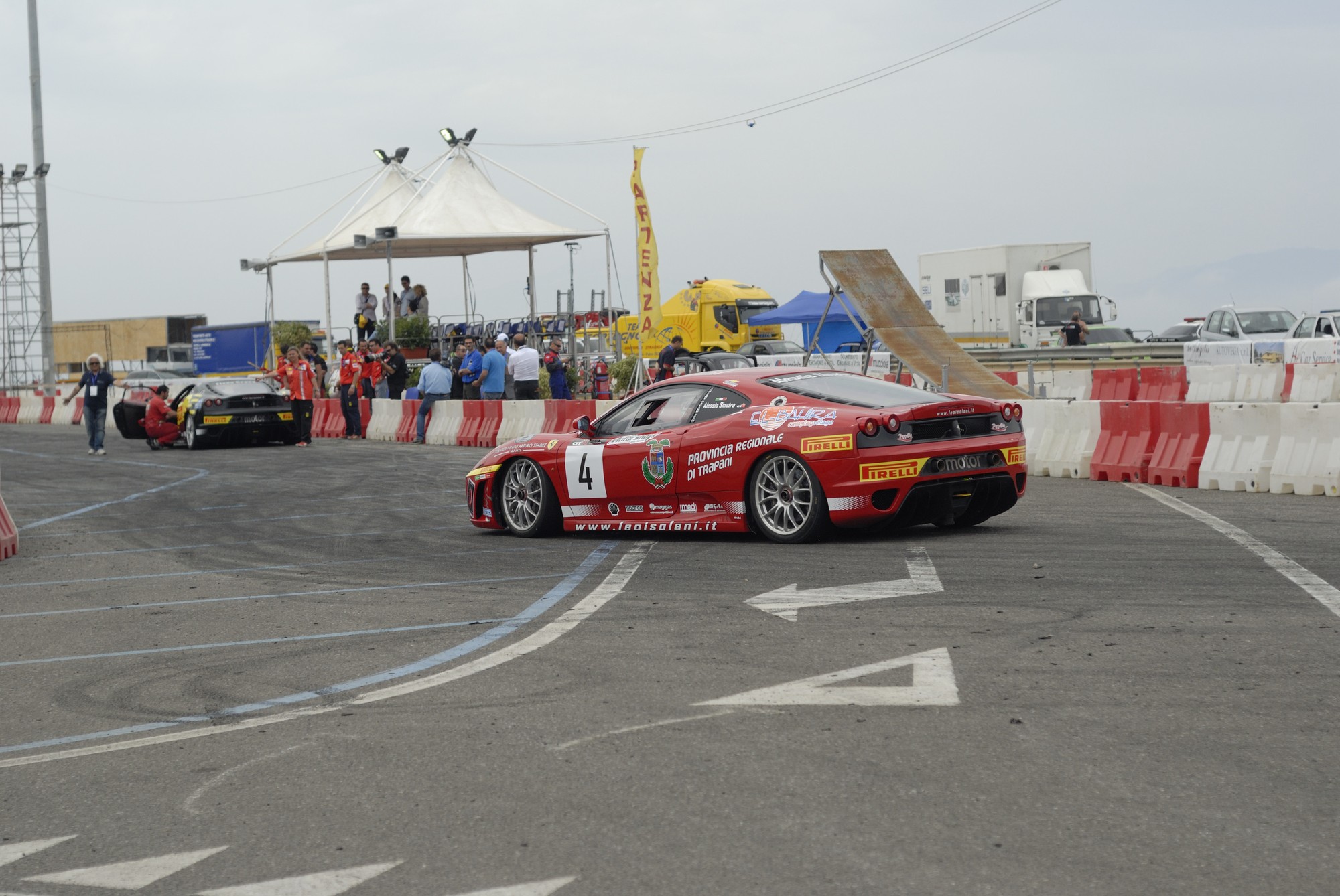 Alessia Sinatra - Ferrari F430 Challenge