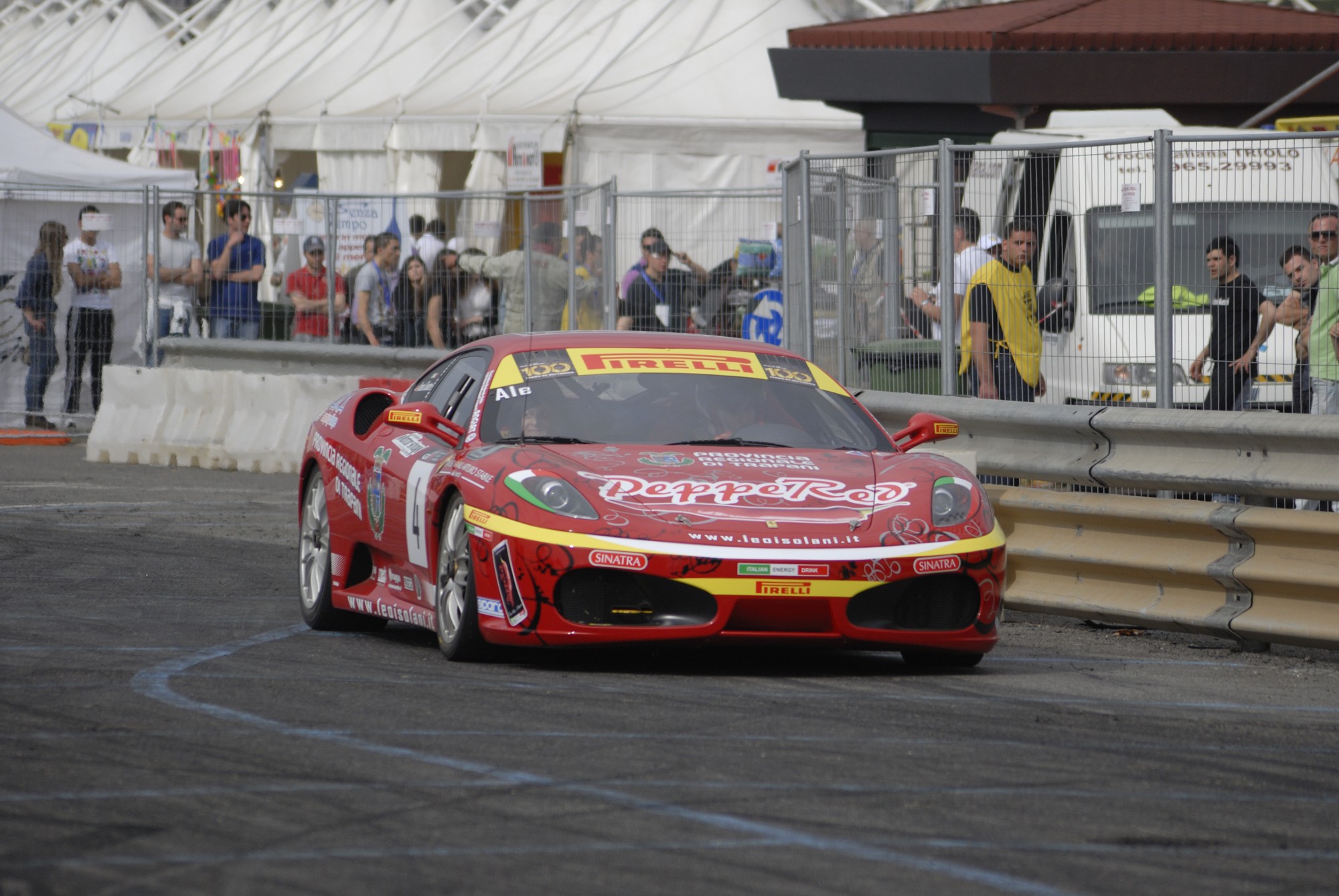 Alessia Sinatra - Ferrari F430 Challenge