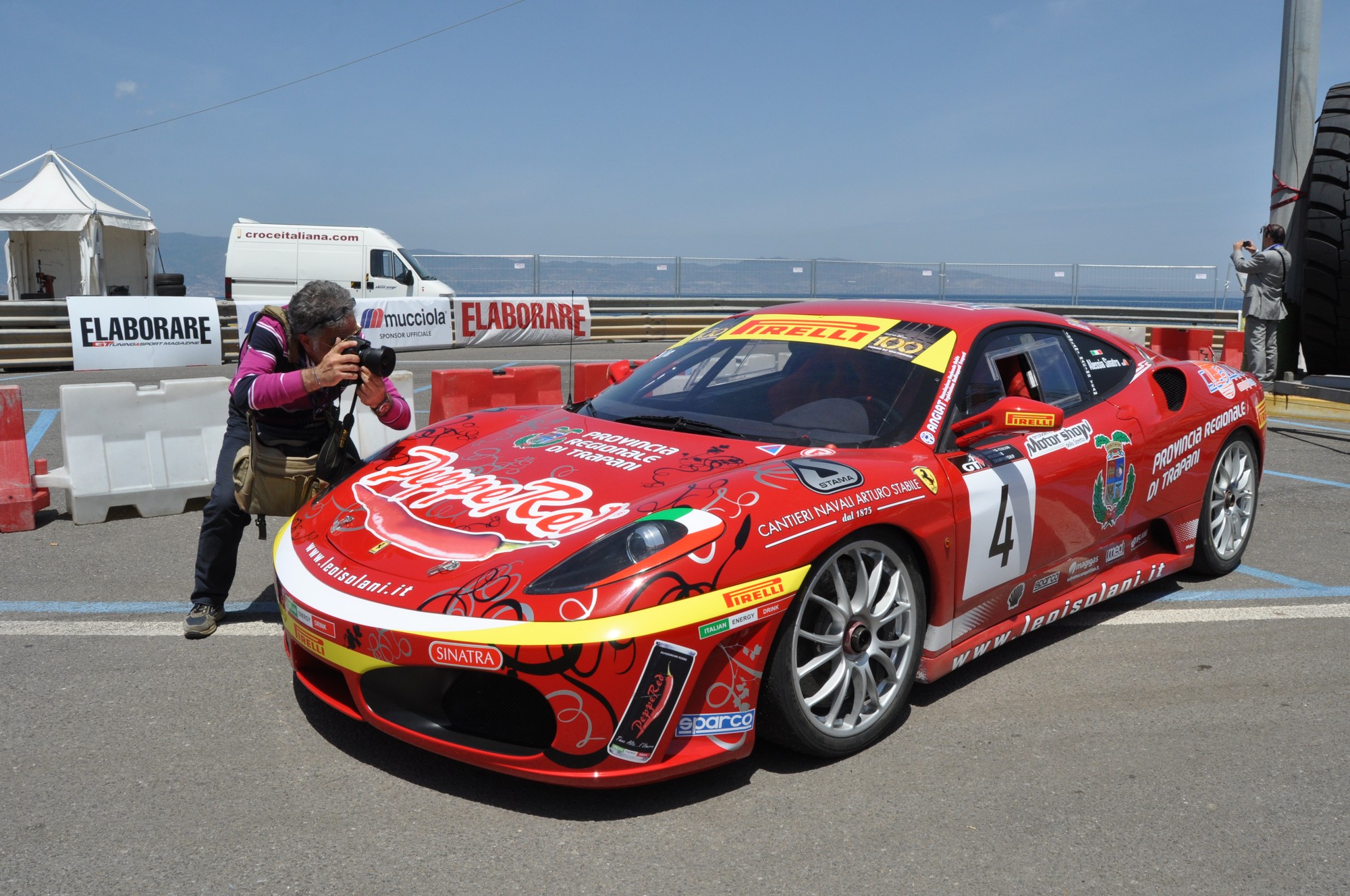 Alessia Sinatra - Ferrari F430 Challenge