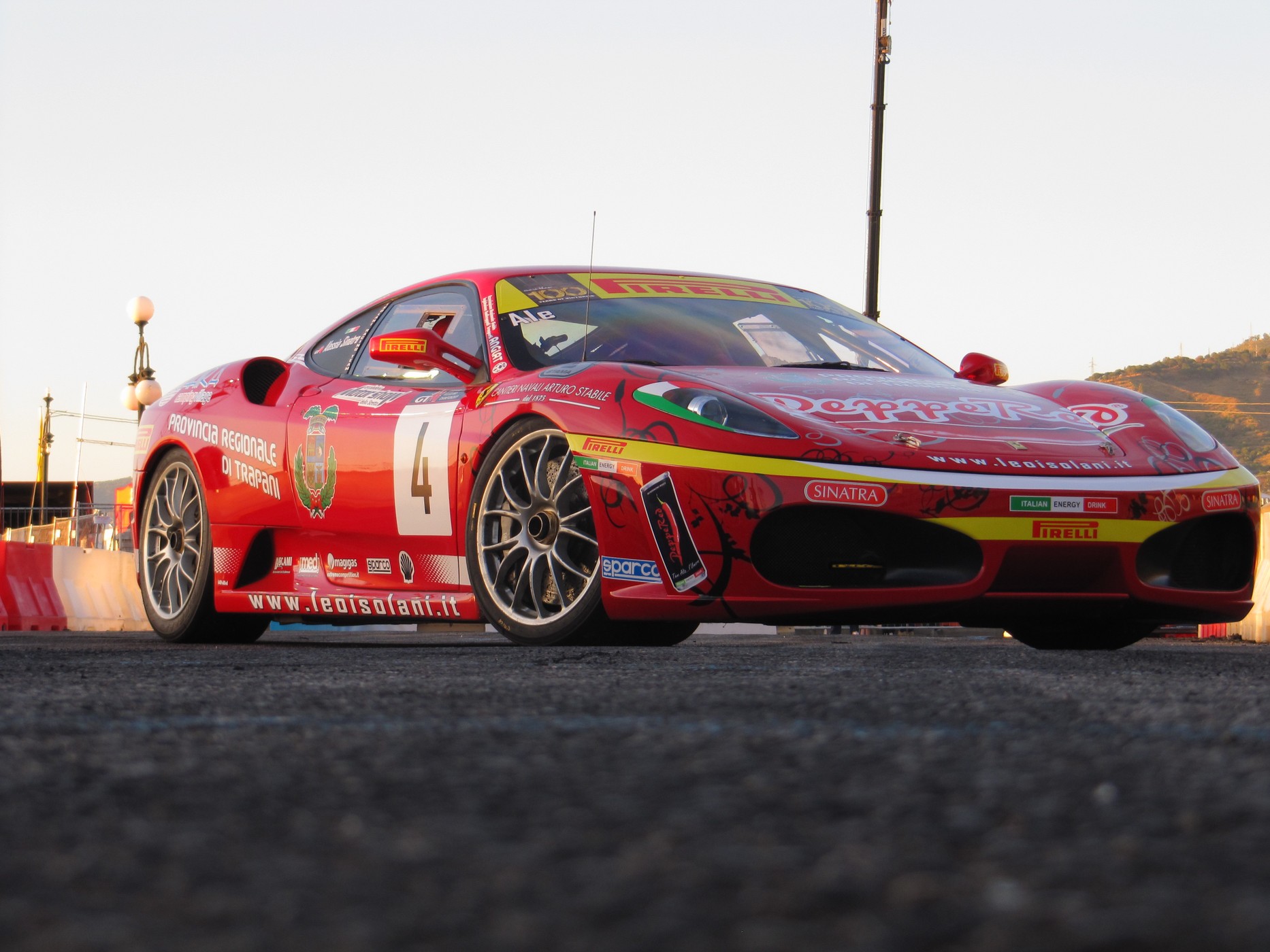 Alessia Sinatra - Ferrari F430 Challenge