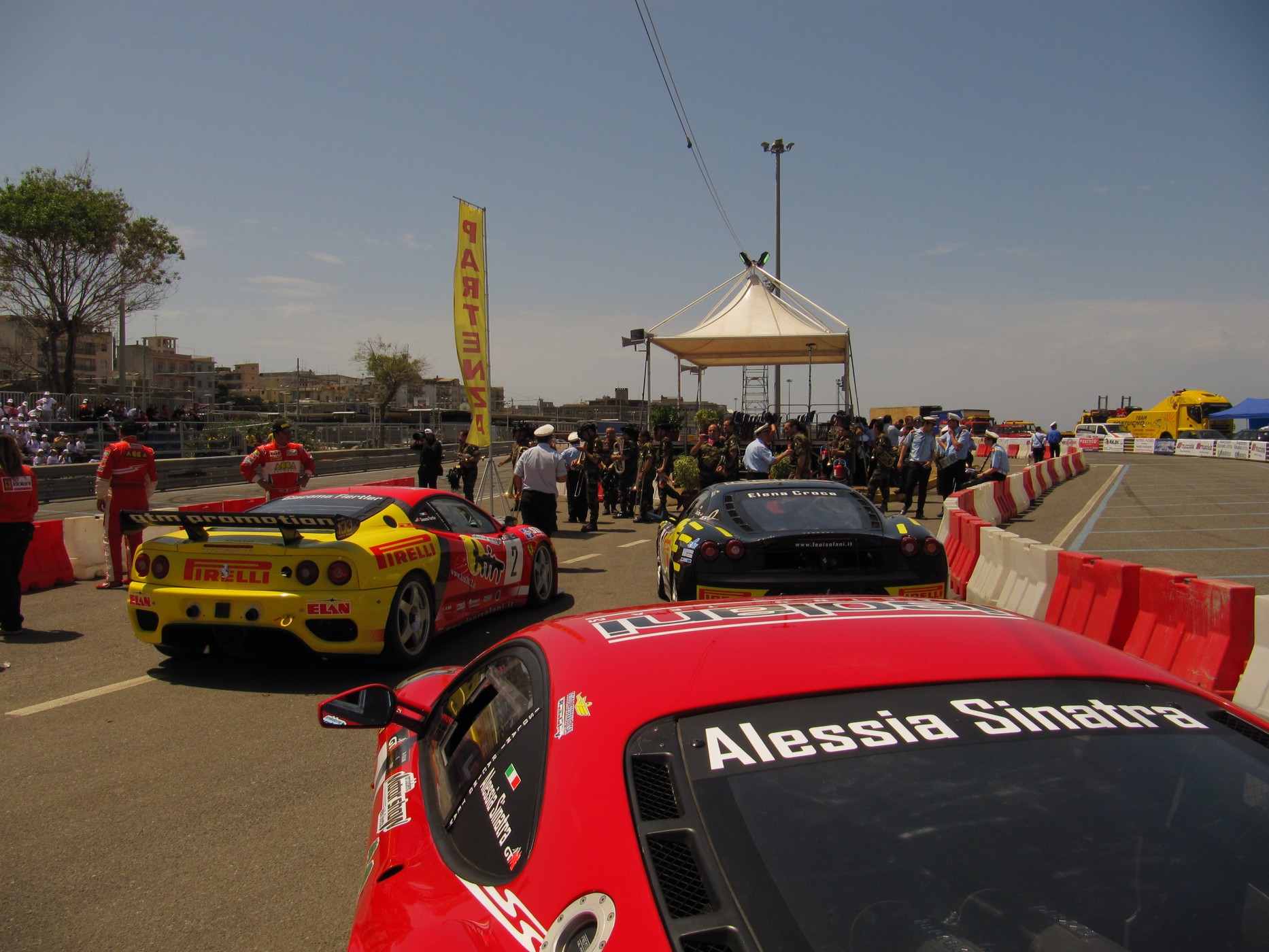 Alessia Sinatra - Ferrari F430 Challenge