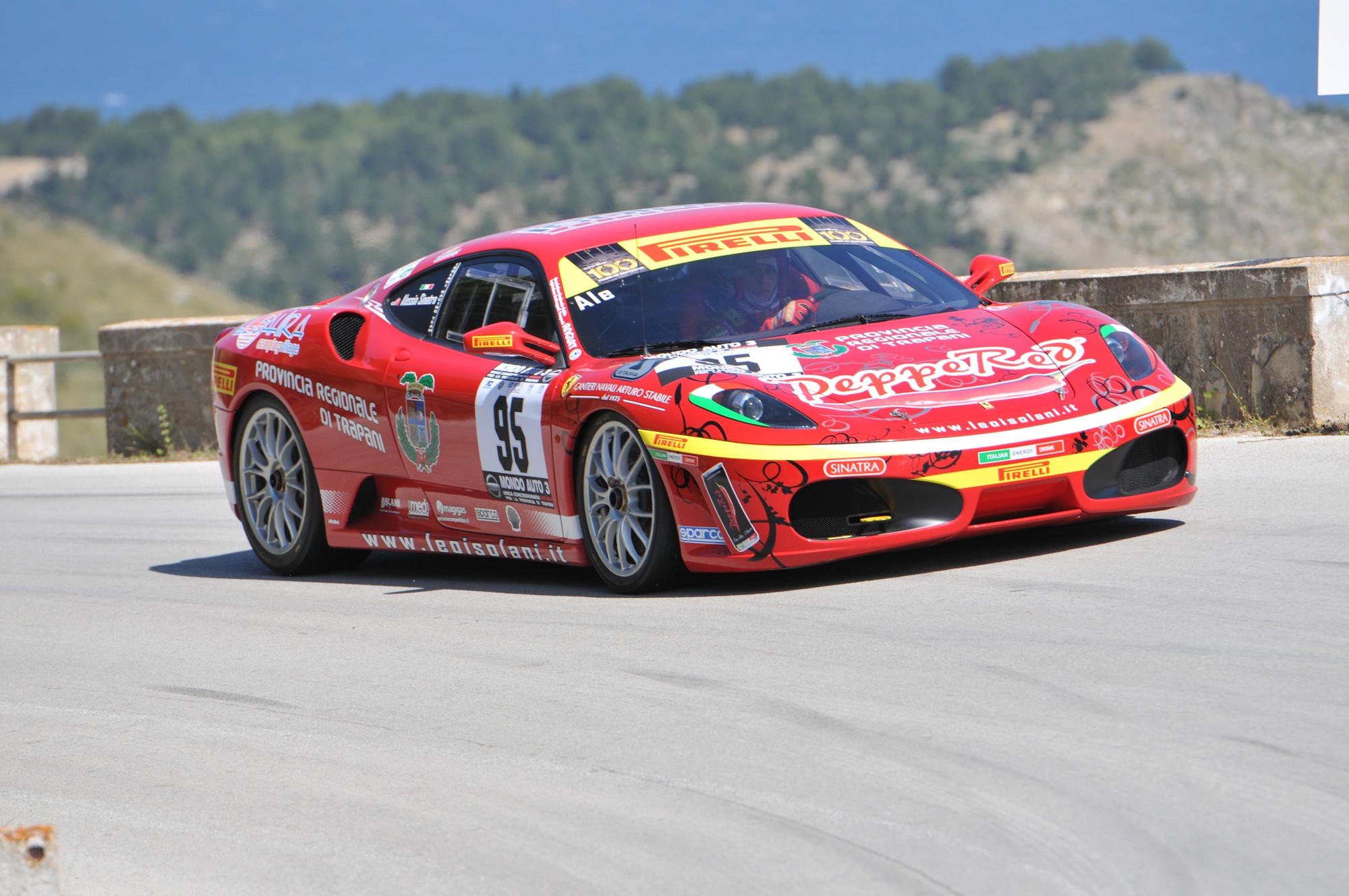 Alessia Sinatra - Ferrari F430 Challenge