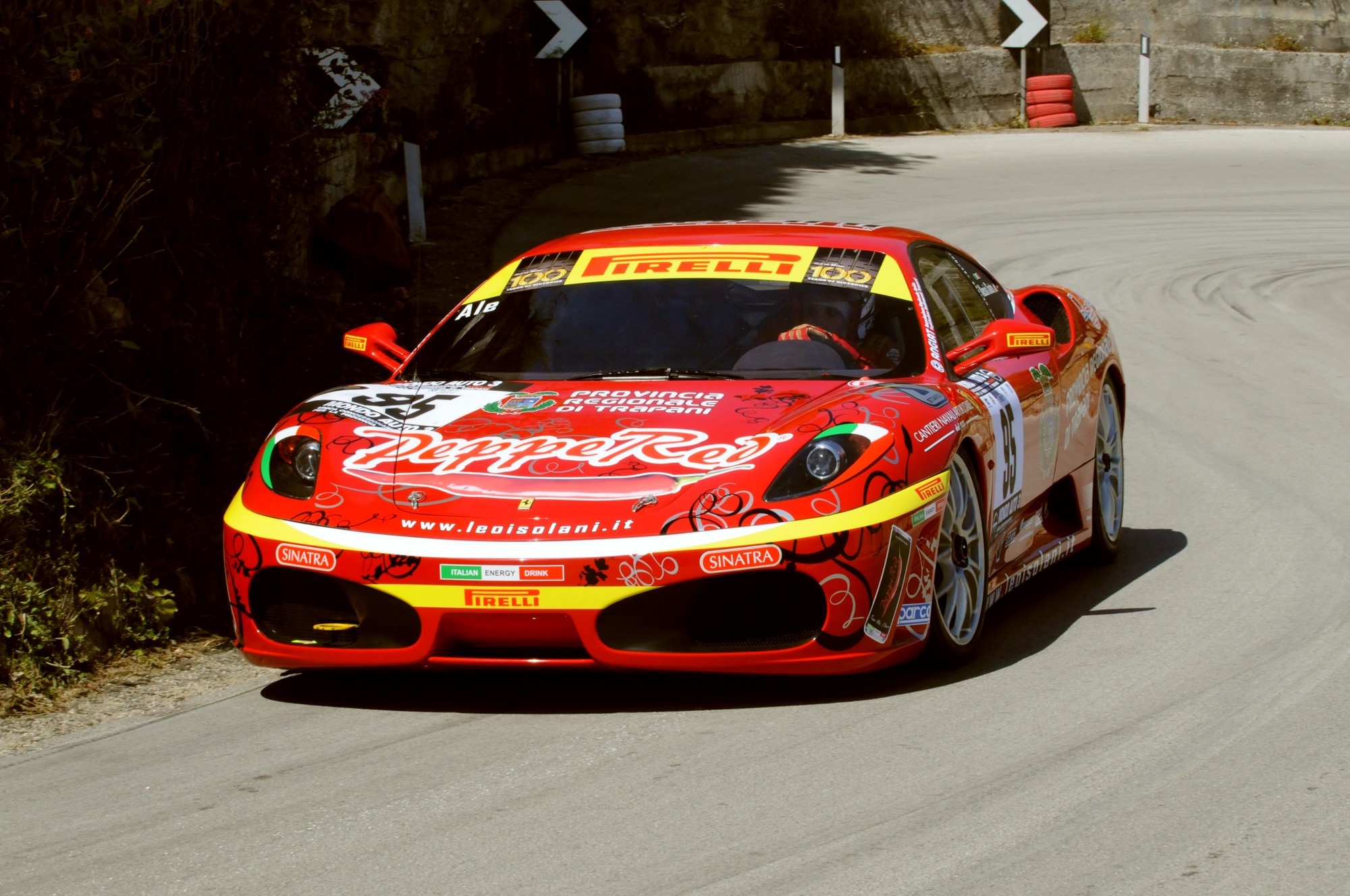 Alessia Sinatra - Ferrari F430 Challenge